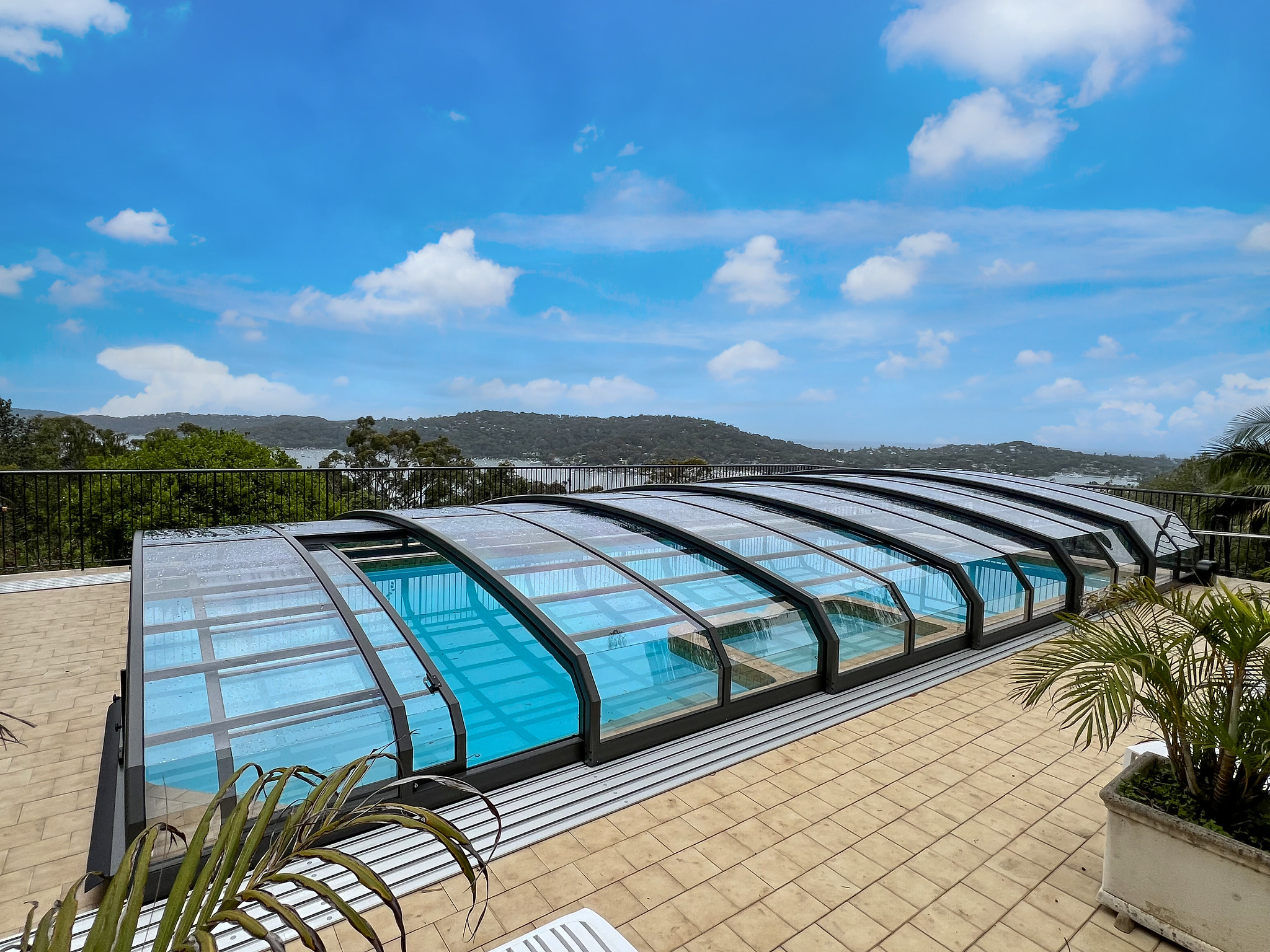 Pool enclosure OCEANIC Low | Pool & Spa Enclosures