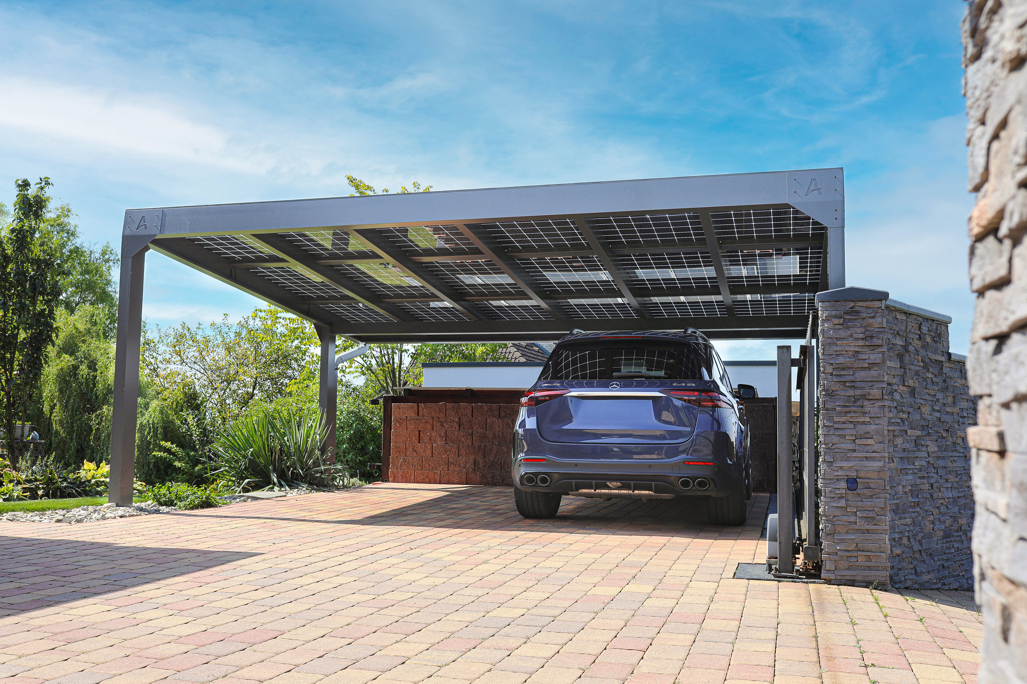 Aesthetic photovoltaics – your modern solar power plant | Pool & Spa ...
